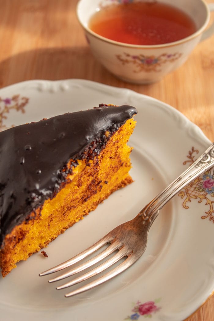 Traditional Brazilian Carrot Cake with Chocolate • I Heart Brazil